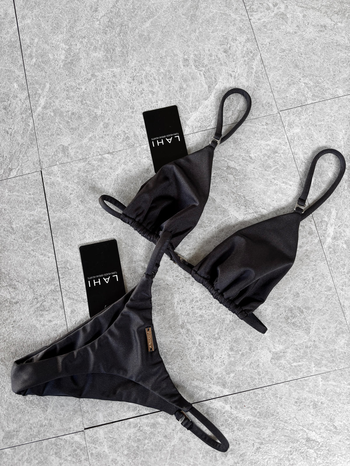 Saia Triangle Tankini Top - Slate – LAHI SWIM